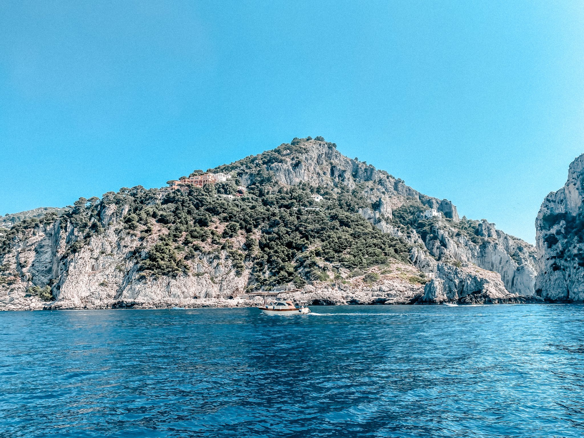 Wyspa Capri w jeden dzień. Co zobaczyć? - Whiteways.pl